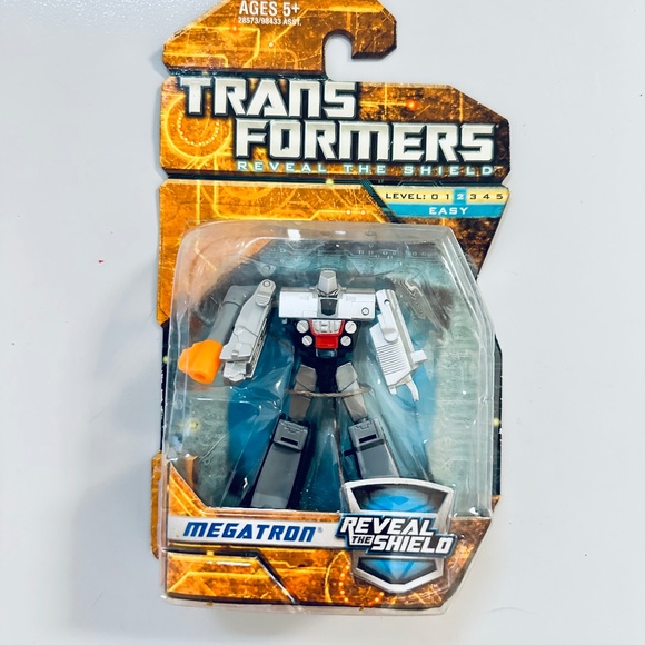 Transformers | Toys | Transformers Hasbro Reveal The Shield Rts Legends ...